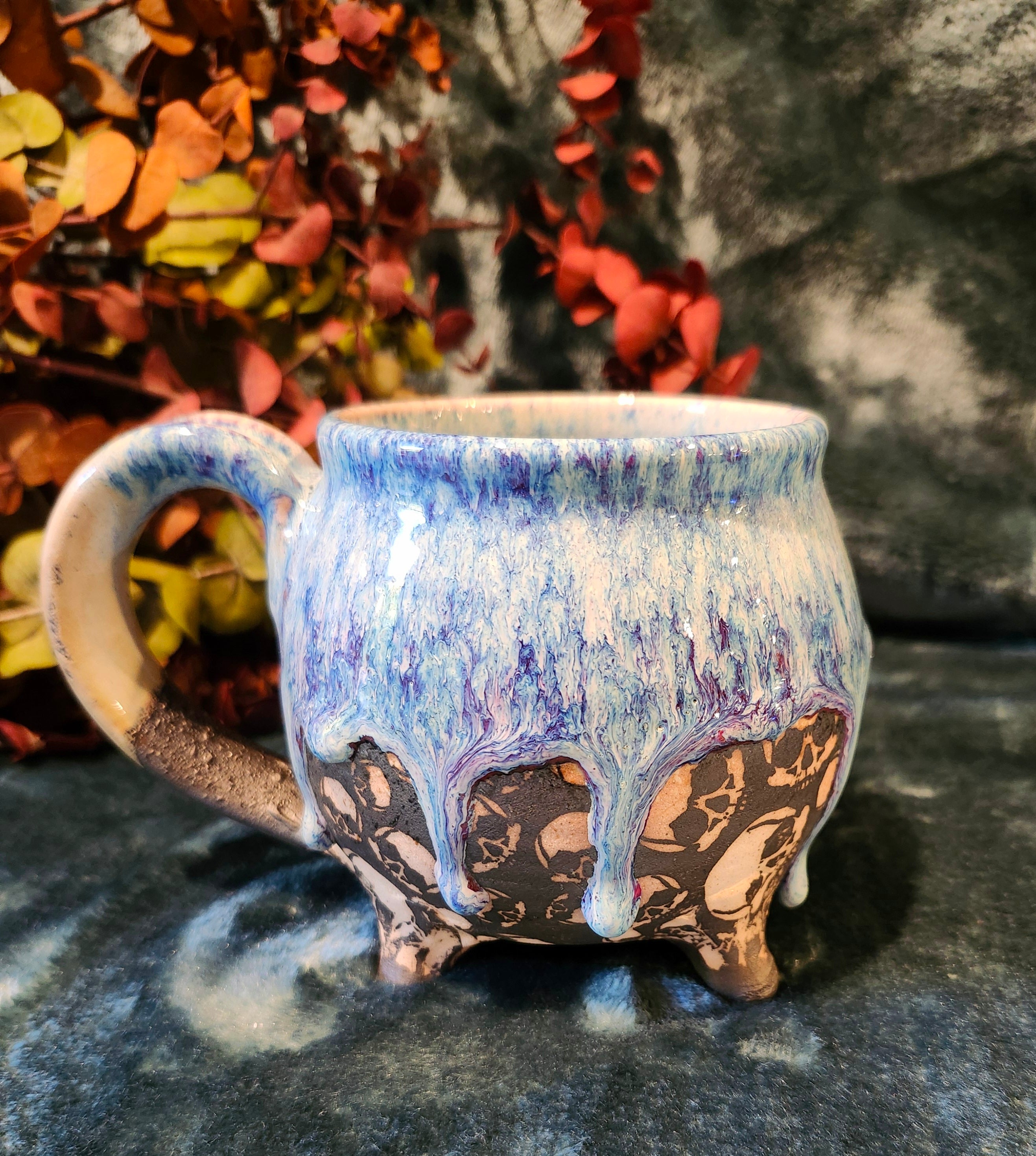 SM Poison Skull Cauldron (Stormy Blue) – Mountain Harvest Pottery